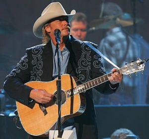 Alan Jackson Surprises Opry Crowd With ‘Chattahoochee’ Performance