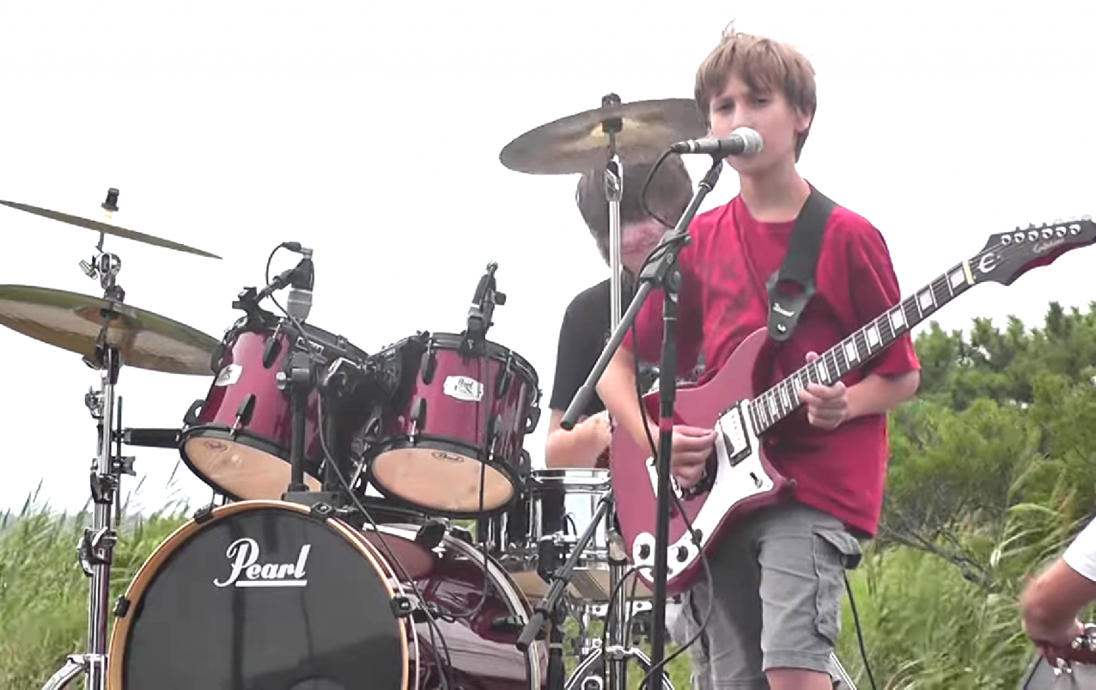 Awesome Kid Band Rocks “Thunderstruck” With Big Energy and Big Talent