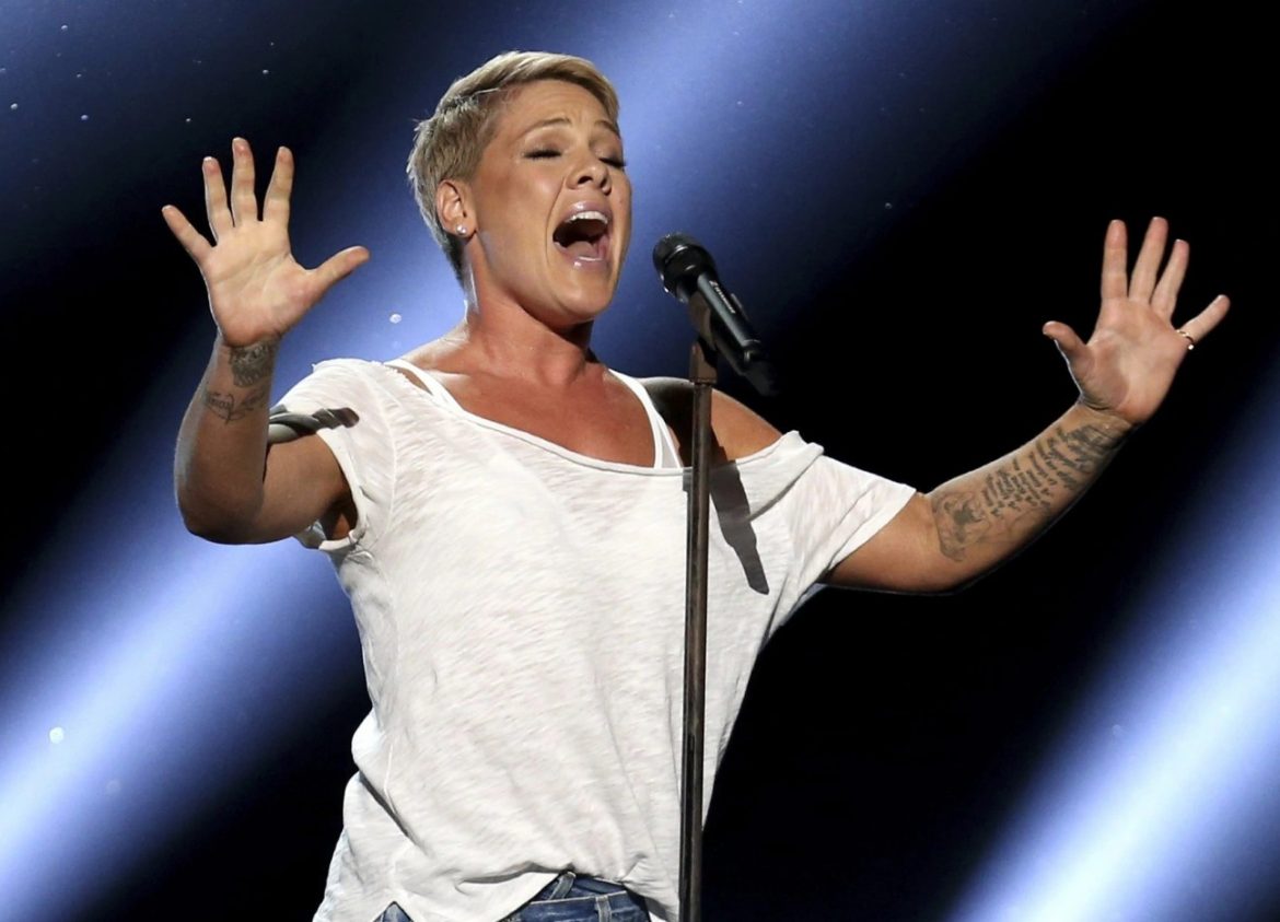 P!nk Stuns the Oscars: A Grounded Performance That Turned “Over the ...